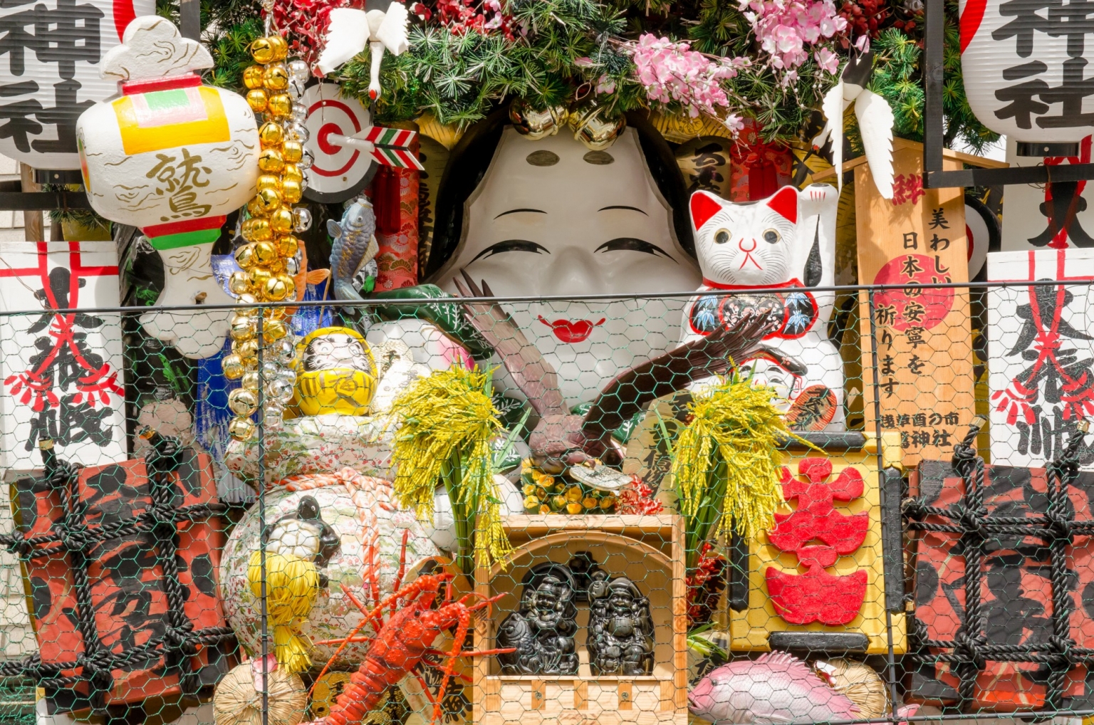 Tokyo Backstreets Bike Tour - Explore Tokyo with 2 wheels