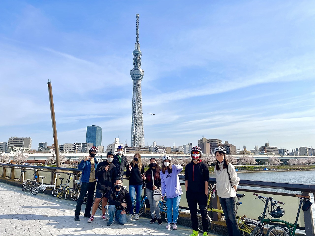 Tokyo Backstreets Bike Tour with TUJ students - Tokyo Backstreets Bike Tour